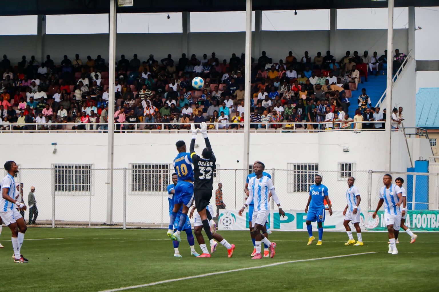 Matchday 8 preview: Top spot, unbeaten runs, form, pride at stake ...